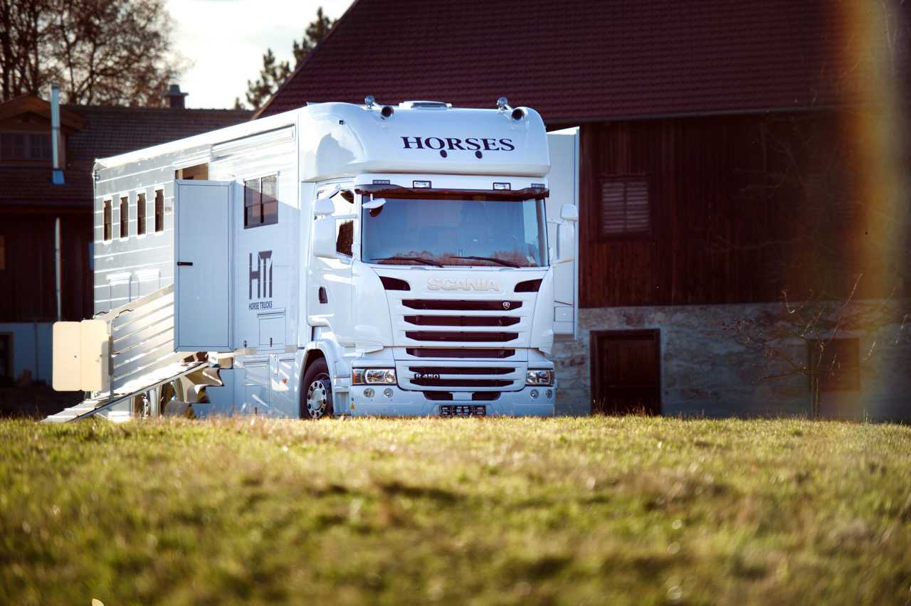 white-scania-anikotowersphoto-87