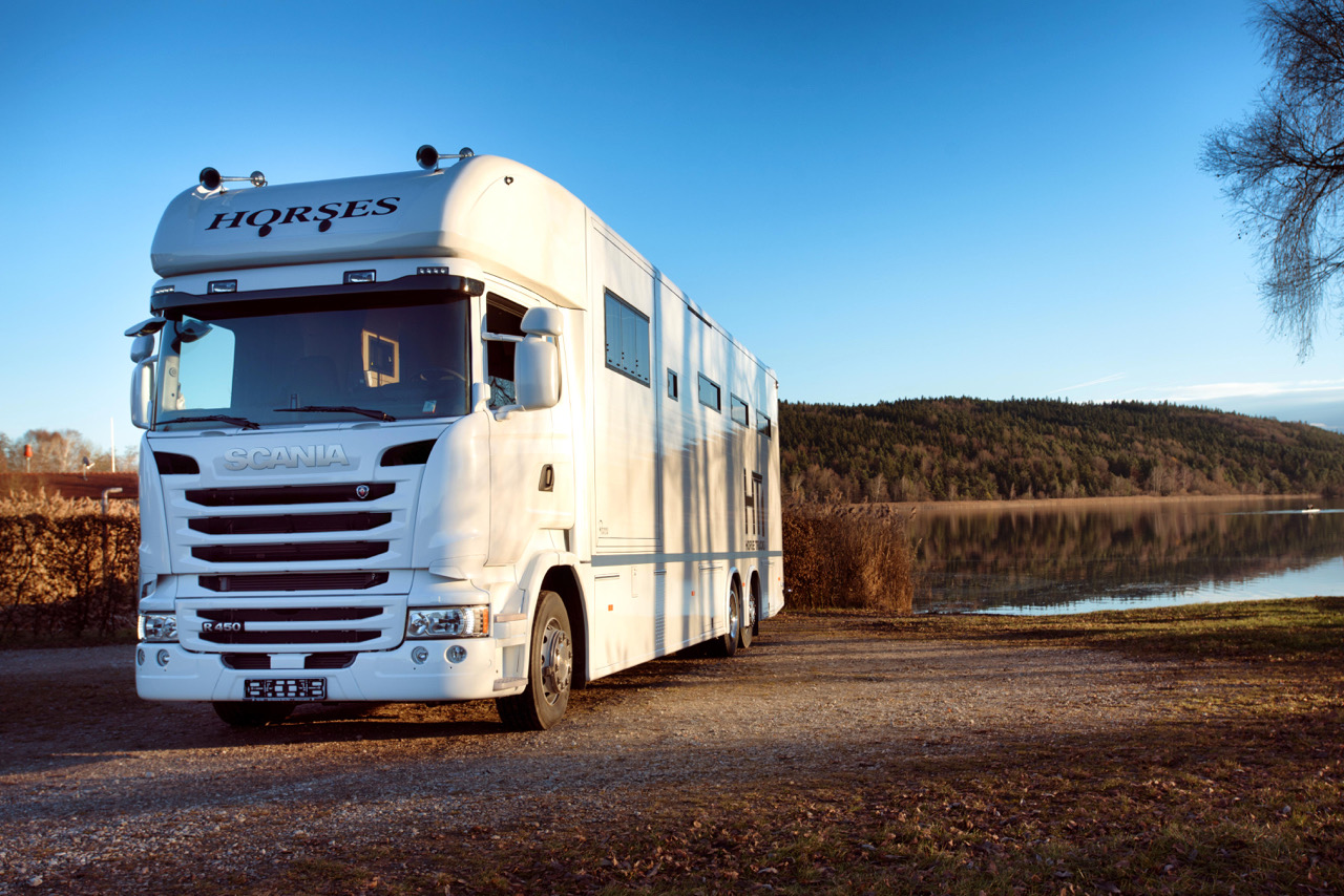 white-scania-anikotowersphoto-96