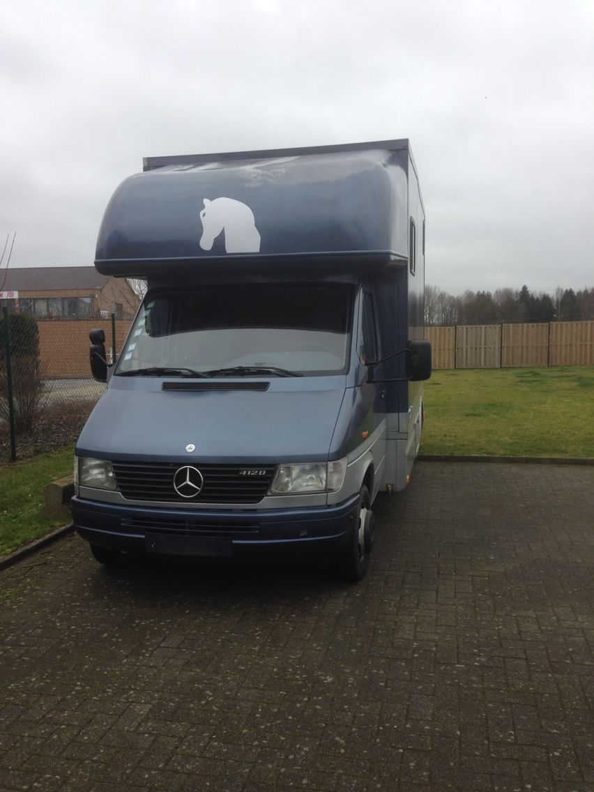 MERCEDES-BENZ SPRINTER 412D GUILLAUME