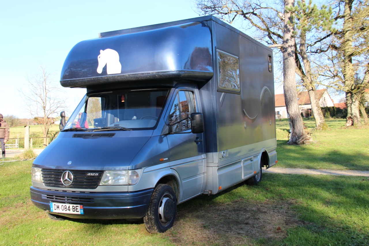 MERCEDES-BENZ SPRINTER 412D GUILLAUME