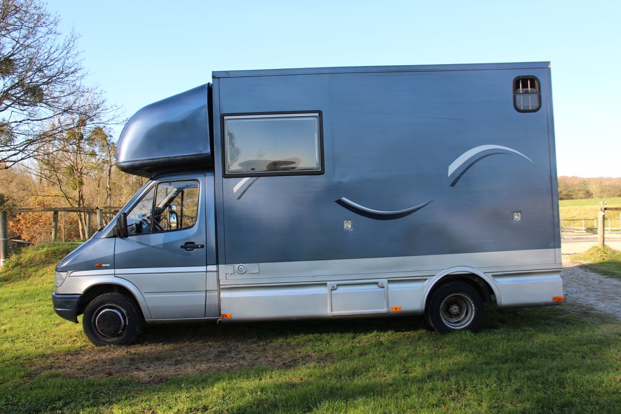 MERCEDES-BENZ SPRINTER 412D GUILLAUME