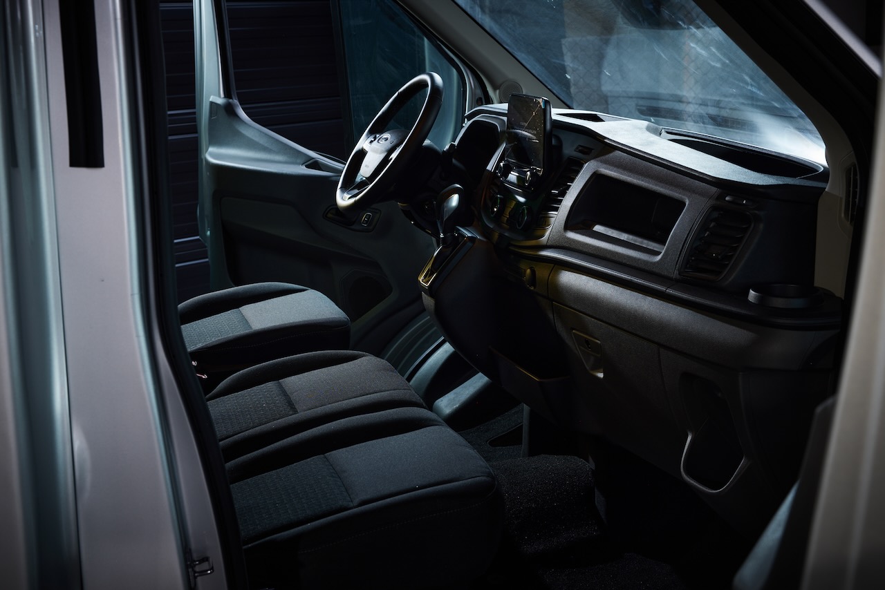 FORD TRANSIT 160 SODIAK STALLION